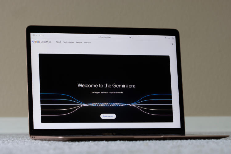 Google Gemini: la nueva IA de Google que es tendencia | Bloygo Google Gemini: la nueva IA de Google que es tendencia | Bloygo